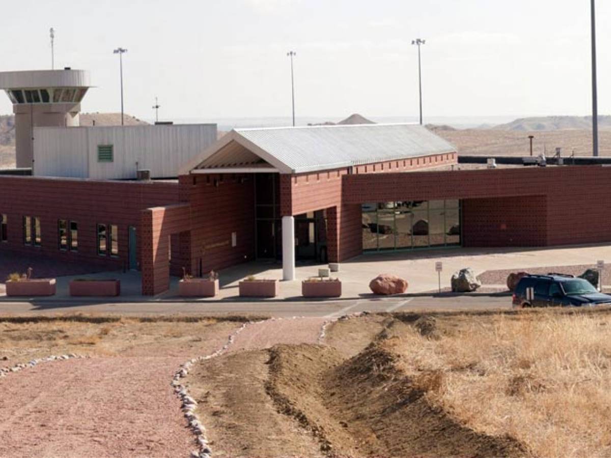 Terroristi, serial killer e capi narcos: ADX Florence, la vera Alcatraz ...