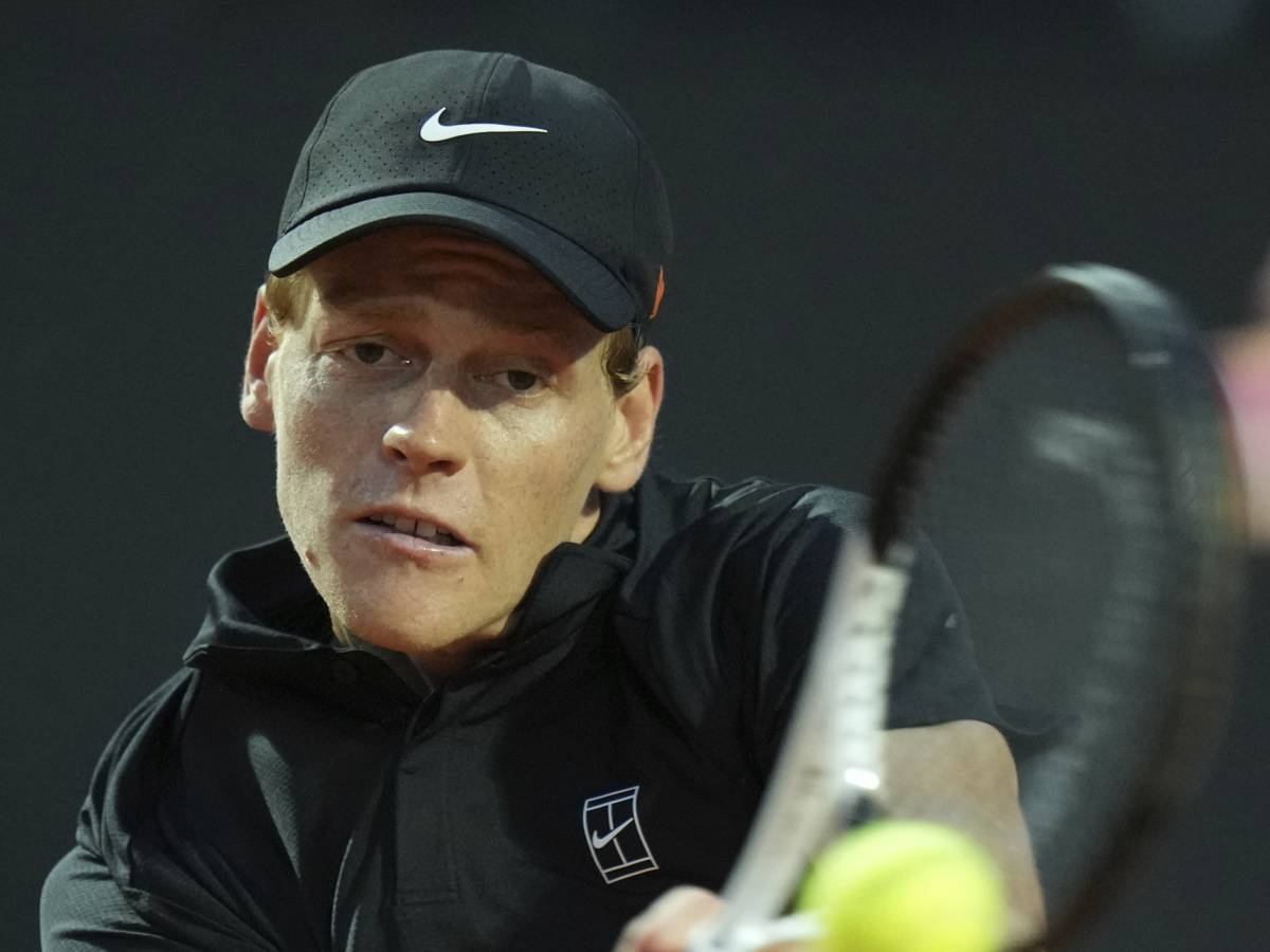 Sinner e i suoi fratelli. Il delirio per il tennis che sfida il pallone ...