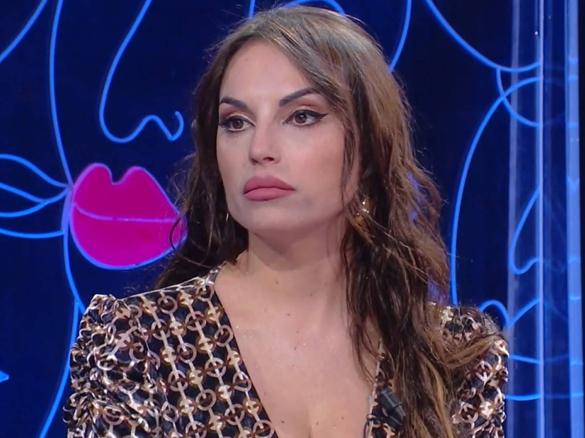 Francesca De André: "Un incubo vivere con papà Cristiano" - il Giornale