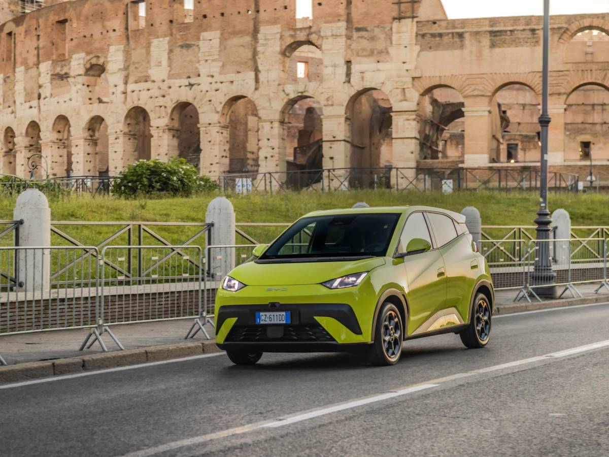 BYD Dolphin Surf, così i cinesi attaccano il segmento delle utilitarie ...