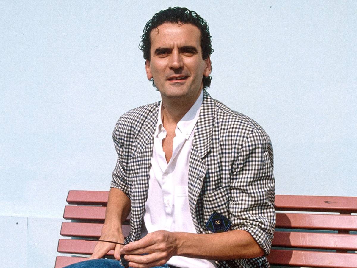 "Morto Troisi, viva Troisi". Cosa nasconde il reportage sulla morte ...