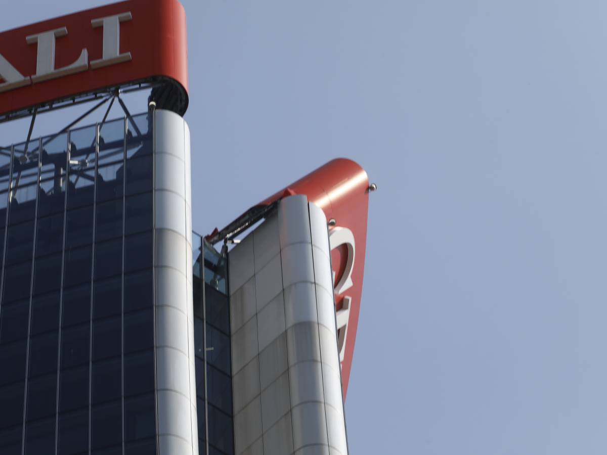 Torre Generali, cosa c'è dietro il collasso dell'insegna Generali - il ...