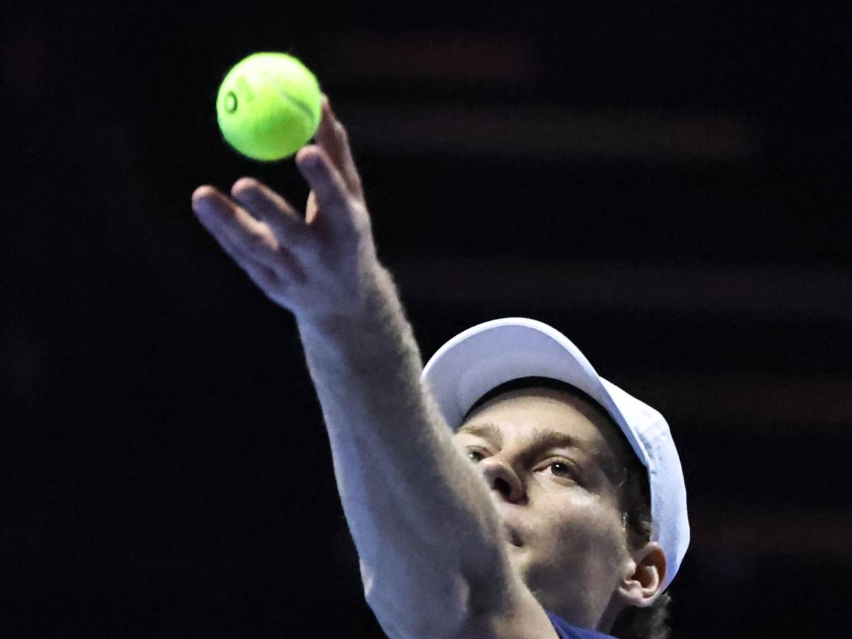 Condannato alla Davis: la scelta delicata di Sinner - il Giornale