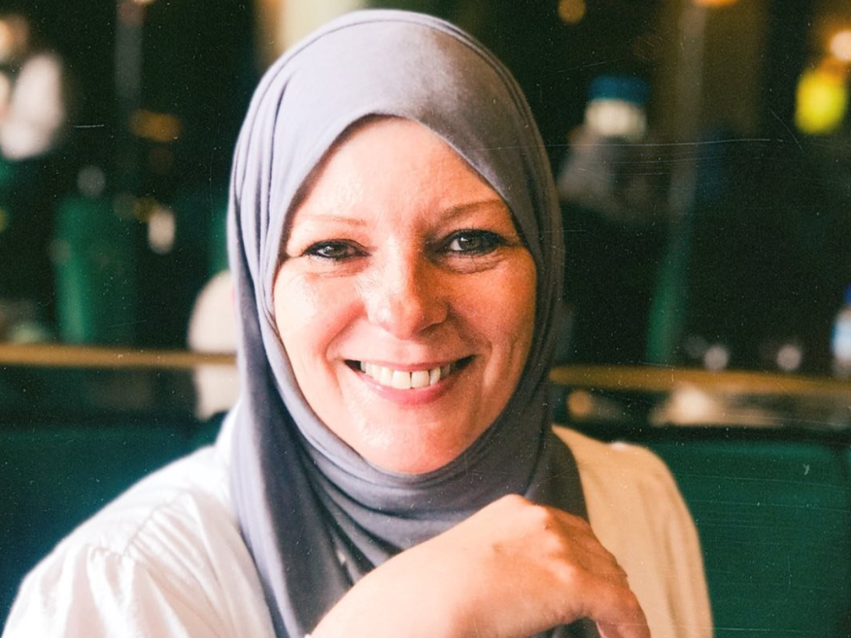 Definì il 7 ottobre “leggendario”: bufera sulla cognata di Tony Blair ...