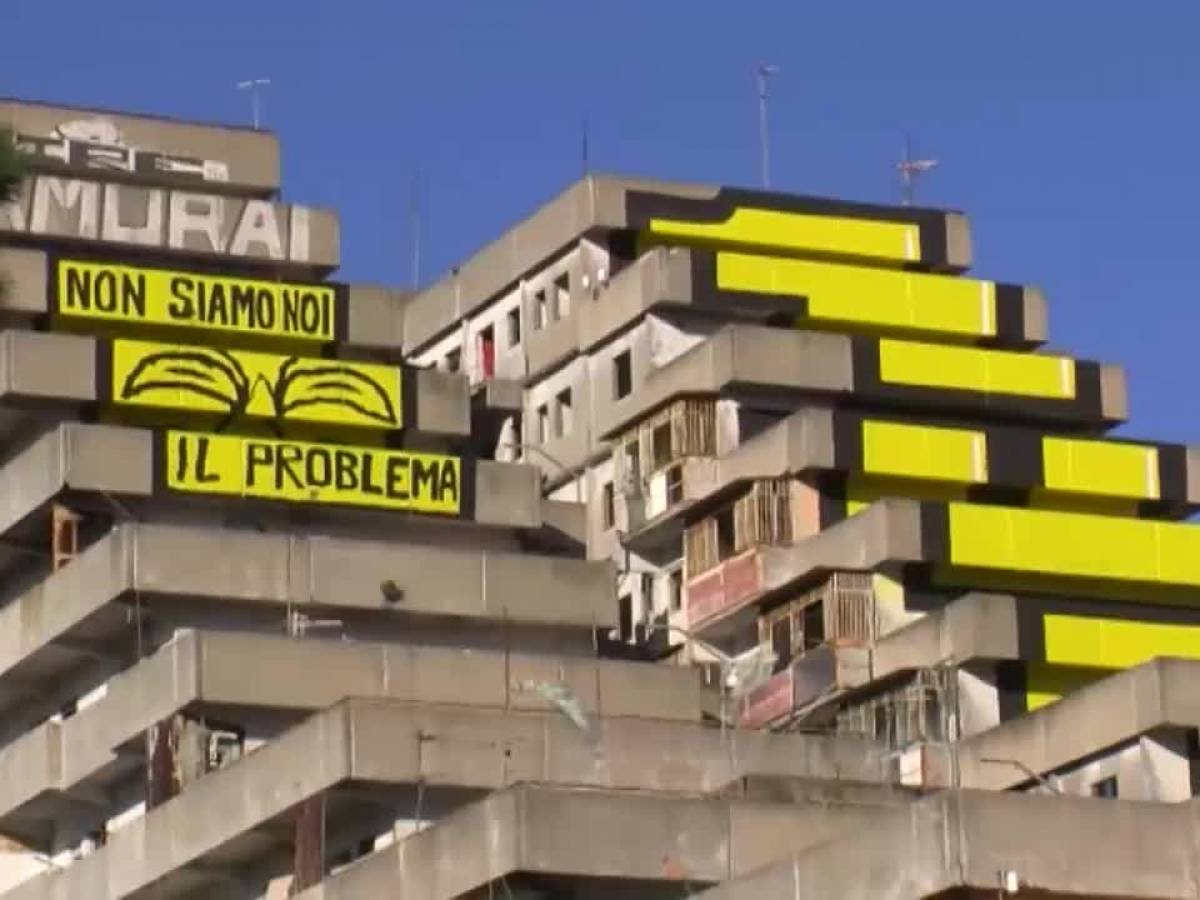 VIDEO: Mafia tour, a Scampia turismo post-Gomorra - il Giornale