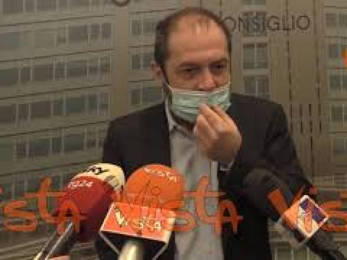 VIDEO: Usuelli (+Europa): “Fontana mi avrebbe fatto stare in ginocchio ... VIDEO: Usuelli (+Europa): “Fontana mi avrebbe fatto stare in ginocchio ...