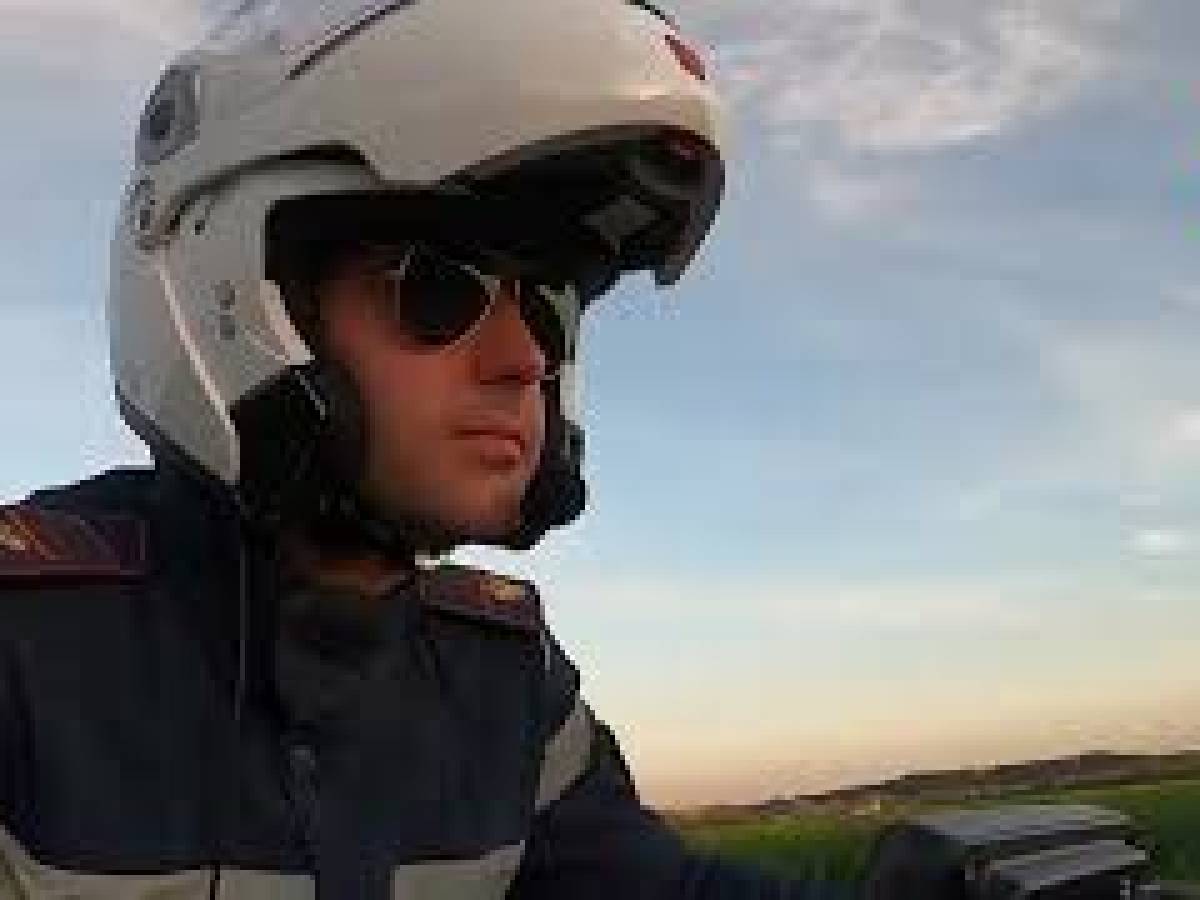 VIDEO: Anniversario Polizia, il video celebrativo ispirato a Top Gun ...