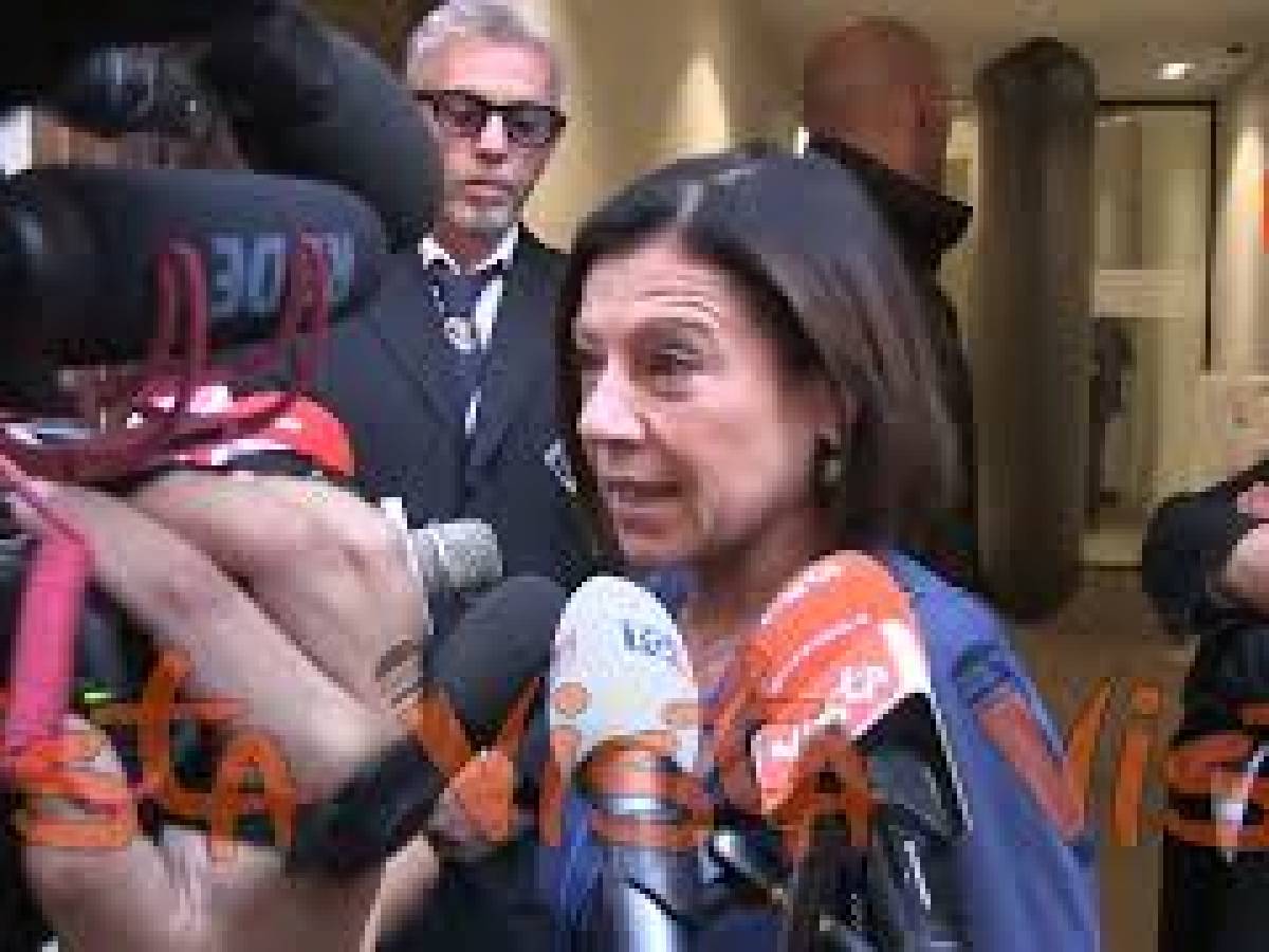 VIDEO: De Micheli: "Mi candido come Segretaria e non in solitaria ...
