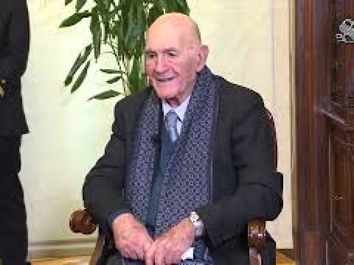 VIDEO: Giorno Memoria, le lacrime di Sami Modiano ricordando la Shoah ...