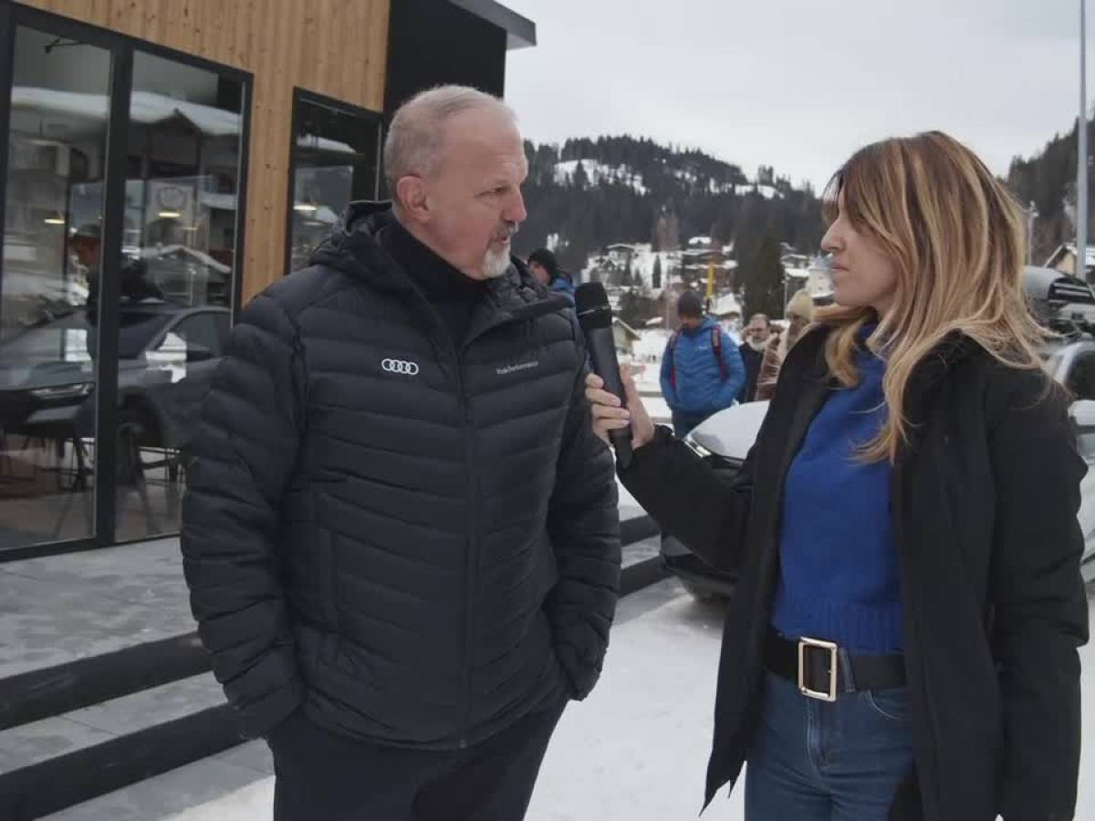 VIDEO: Fabrizio Longo, Brand Director Audi Italia sul progetto Audi Mountain Progress Lab - il ...