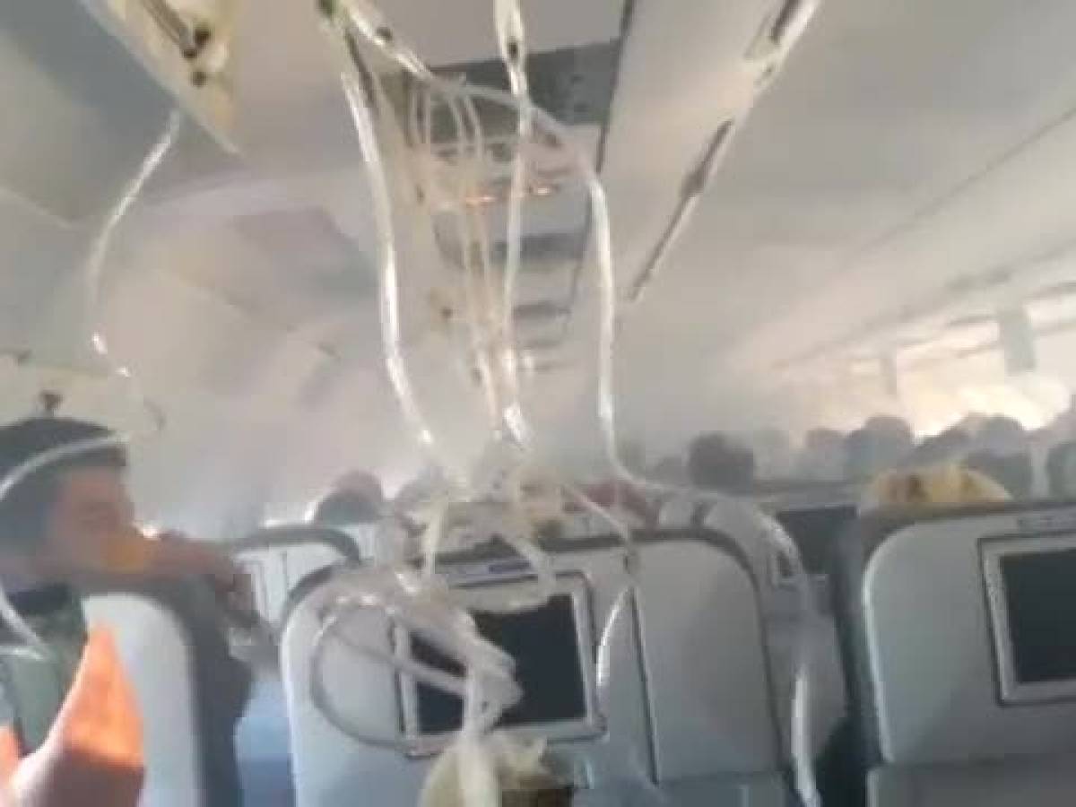 VIDEO: Stati Uniti, aereo in avaria passeggero filma tutto - il Giornale VIDEO: Stati Uniti, aereo in avaria passeggero filma tutto - il Giornale