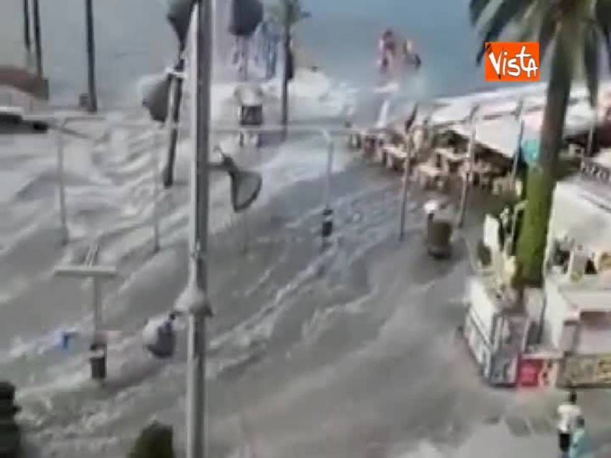 VIDEO: Pauroso tsunami a Mallorca, danni nelle zone circostanti - il ...