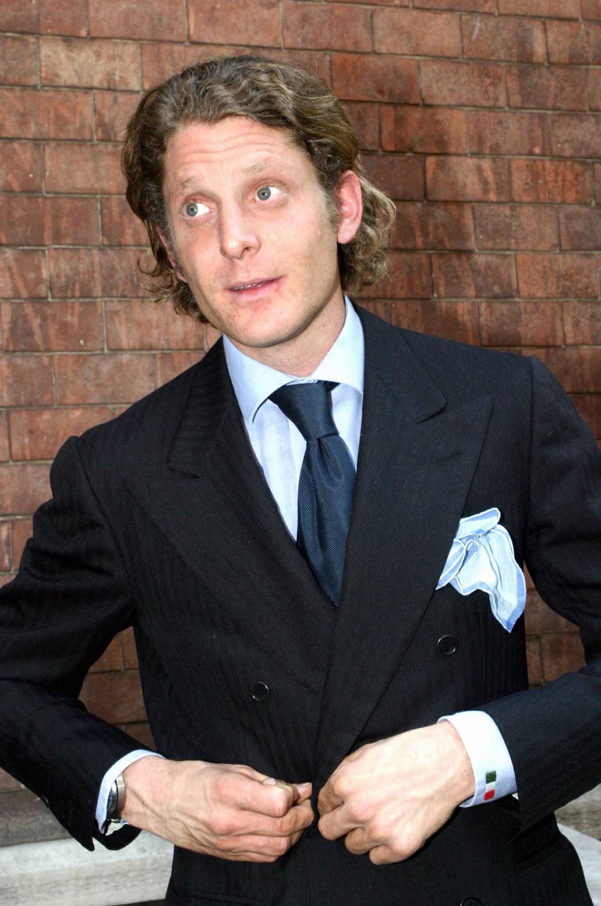 Lapo e gli eccessi: "Una vita a cocaina" - il Giornale