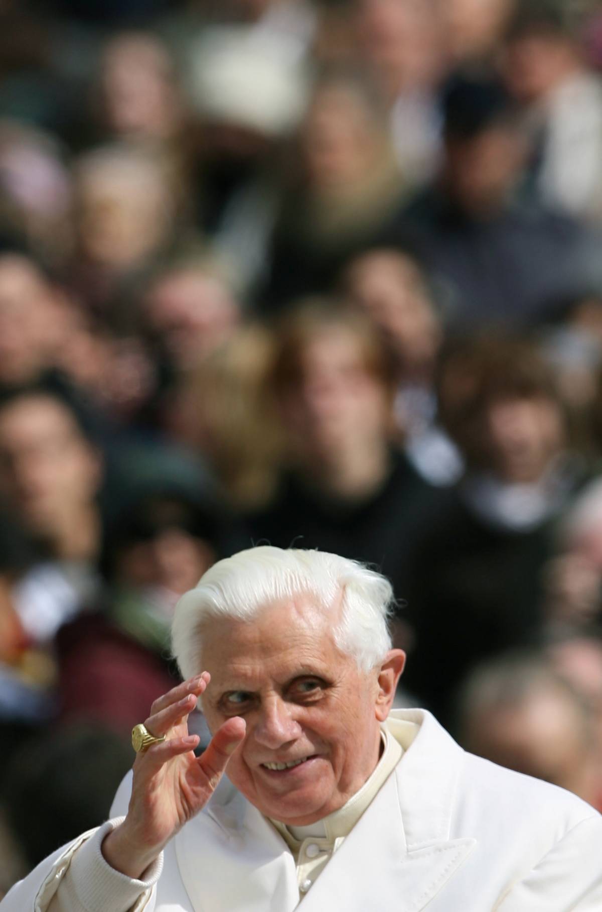 Papa Ratzinger confesserà in San Pietro - il Giornale