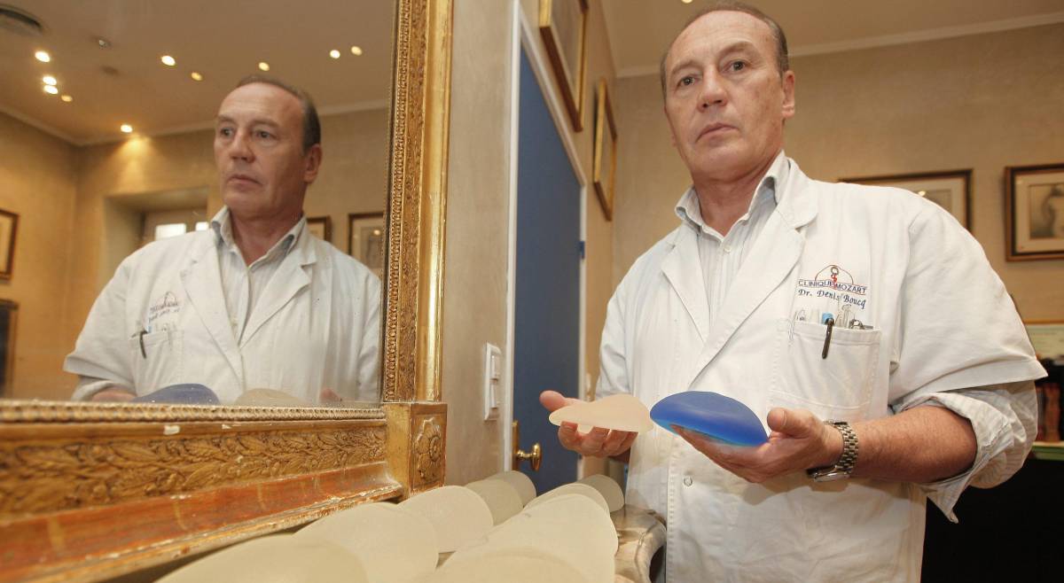 In 30mila rischiano la morte per i seni rifatti - ilGiornale.it